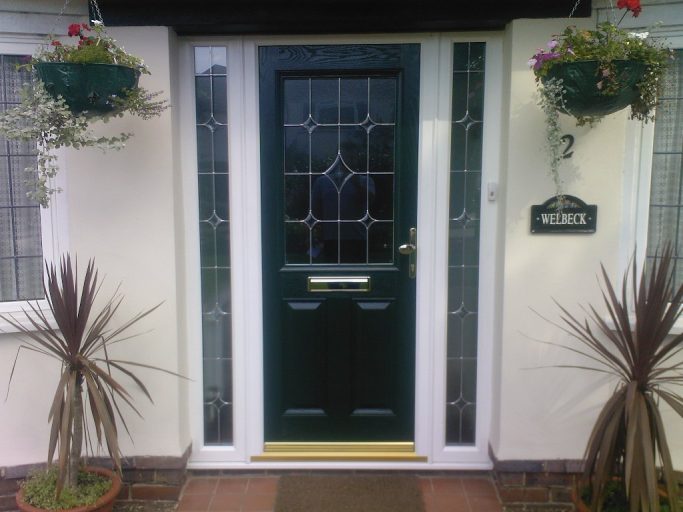 Apeer Composite Doors
